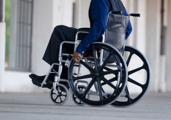 Cuadriplejia. Síntomas, causas y tratamientos de Cuadriplejia | Doctuo